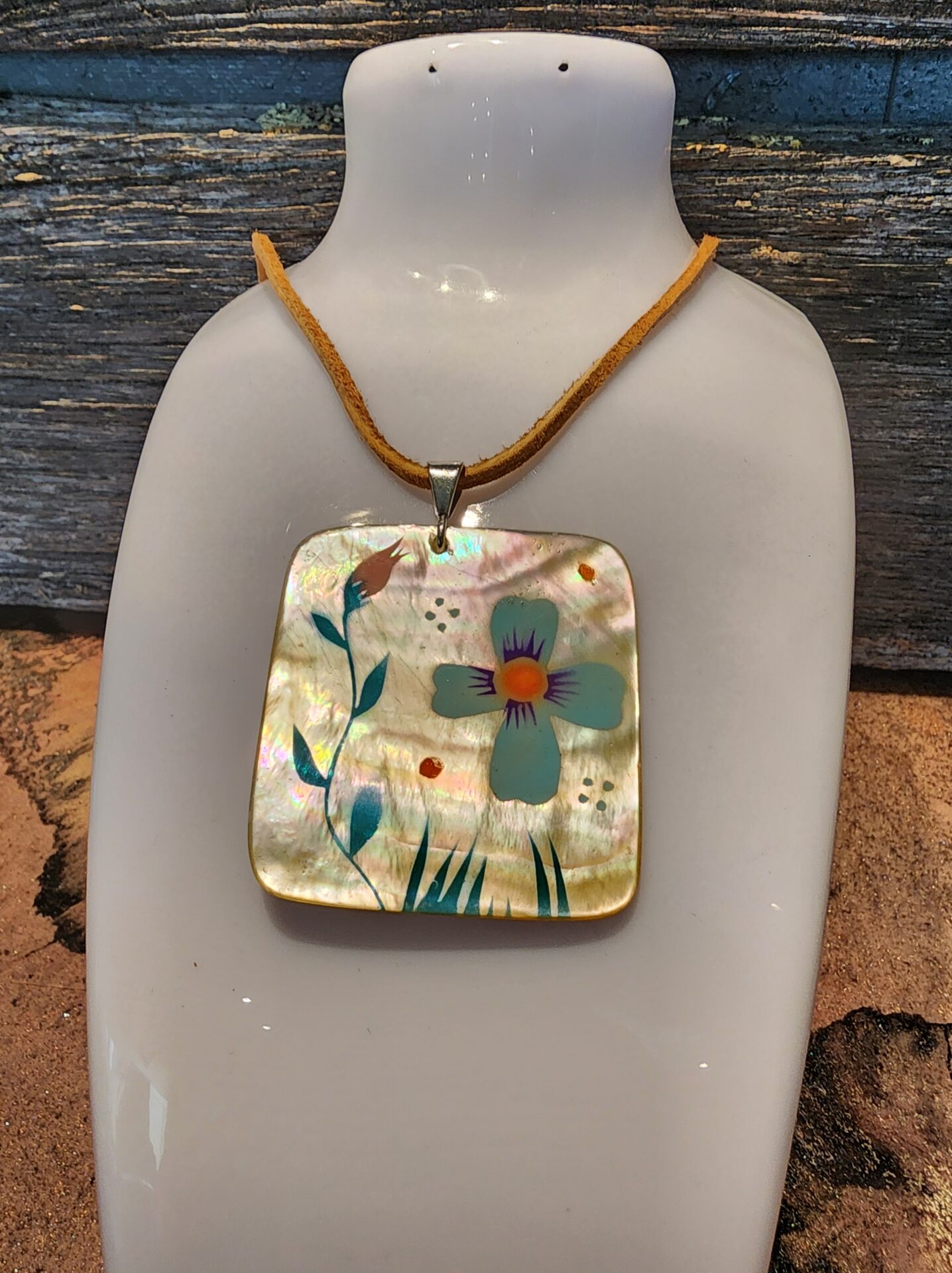 Hand-Painted Shell Necklace | The Red TeePee